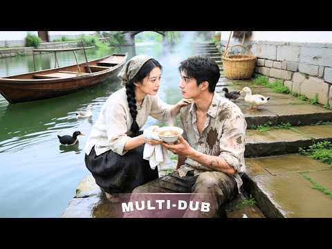 善良村婦隨手救下落水男人，還拿全部積蓄養他，誰知他是假裝落魄的首富，一個月後把全部家產送給她！#反轉 #短劇 #親情