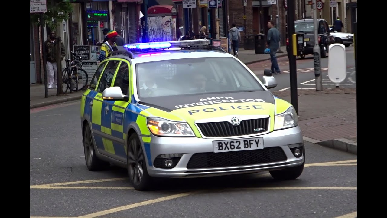 London Metropolitan Police Cars Responding - YouTube