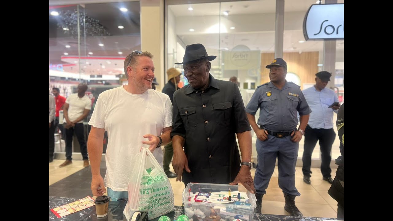 MINISTER OF POLICE BHEKI CELE 'S FESTIVE WALKABOUT - YouTube