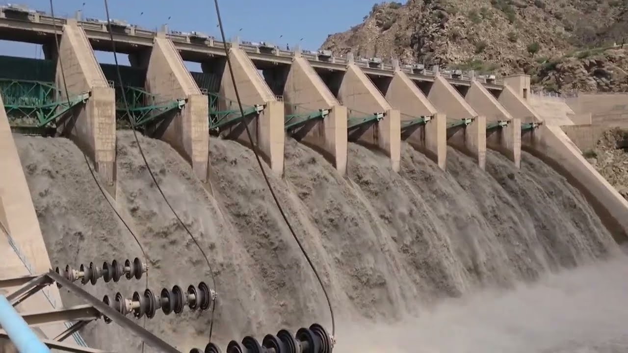 Warsak Dam Experimental Sediments Flushing - YouTube