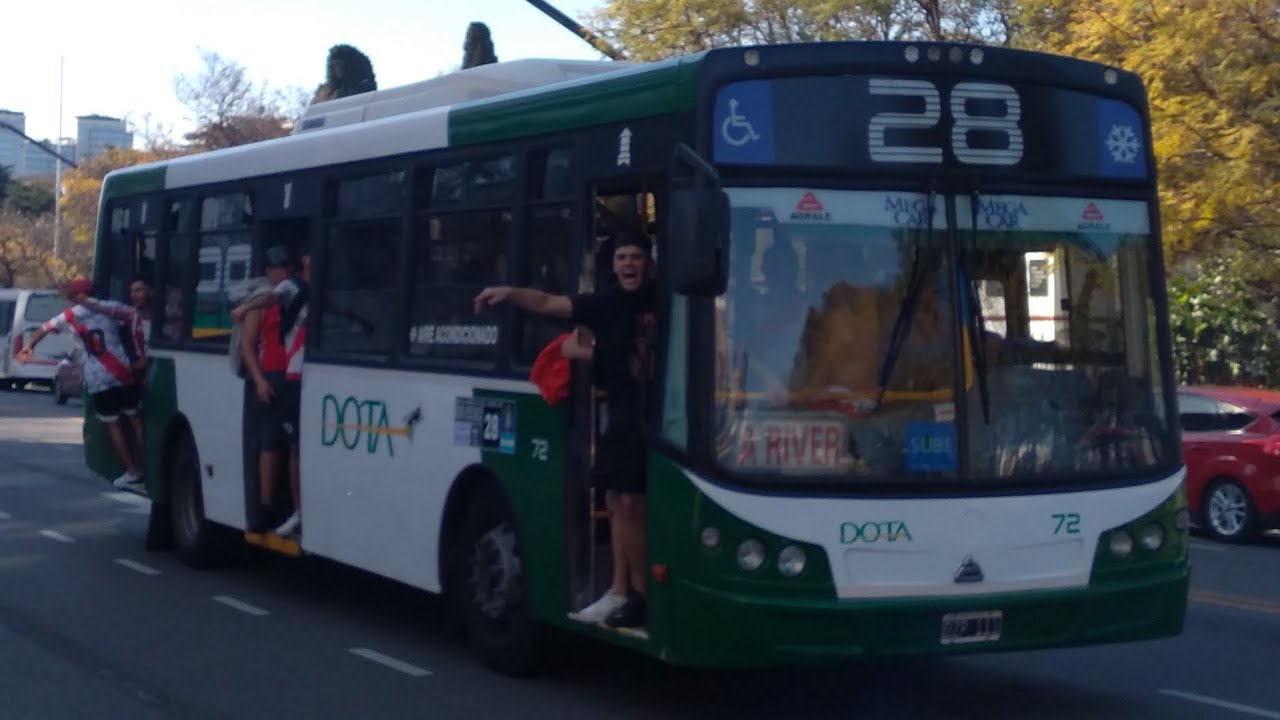 Línea 28 interno 72 Todo Bus Pompeya II MT15 con aire acondicionado ...