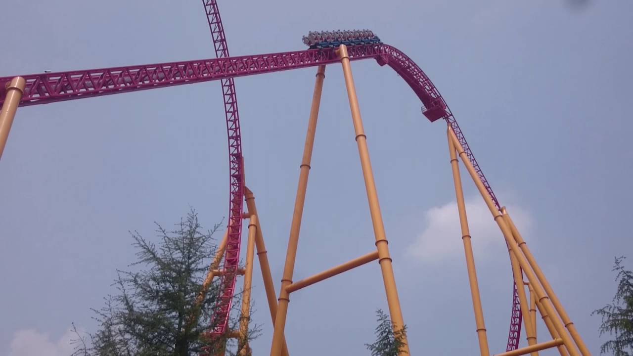 Flash, aka Lighning coaster, in Lewa Adventures, Xian China - YouTube