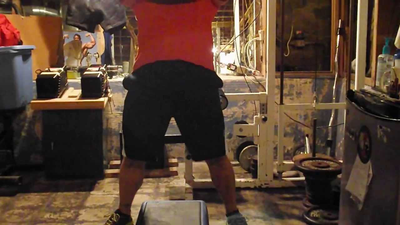 Strongman / Powerlifting Stone trainer reps - YouTube
