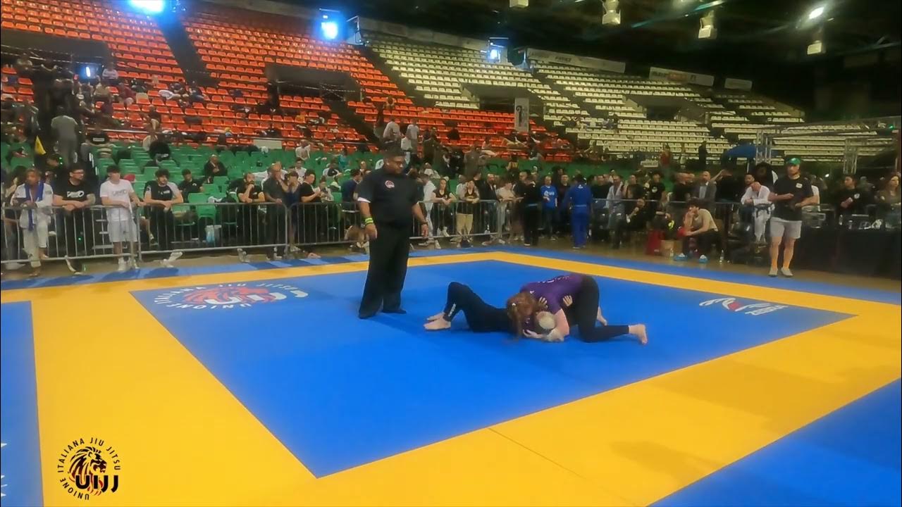 Italian BJJ Open 2023 - finale nogi femminile viola adult assoluto - Greta Notaro vs Bianca ...