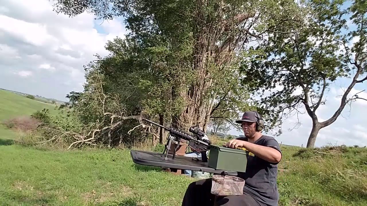 Ruger AR 556 on new steel targets - YouTube