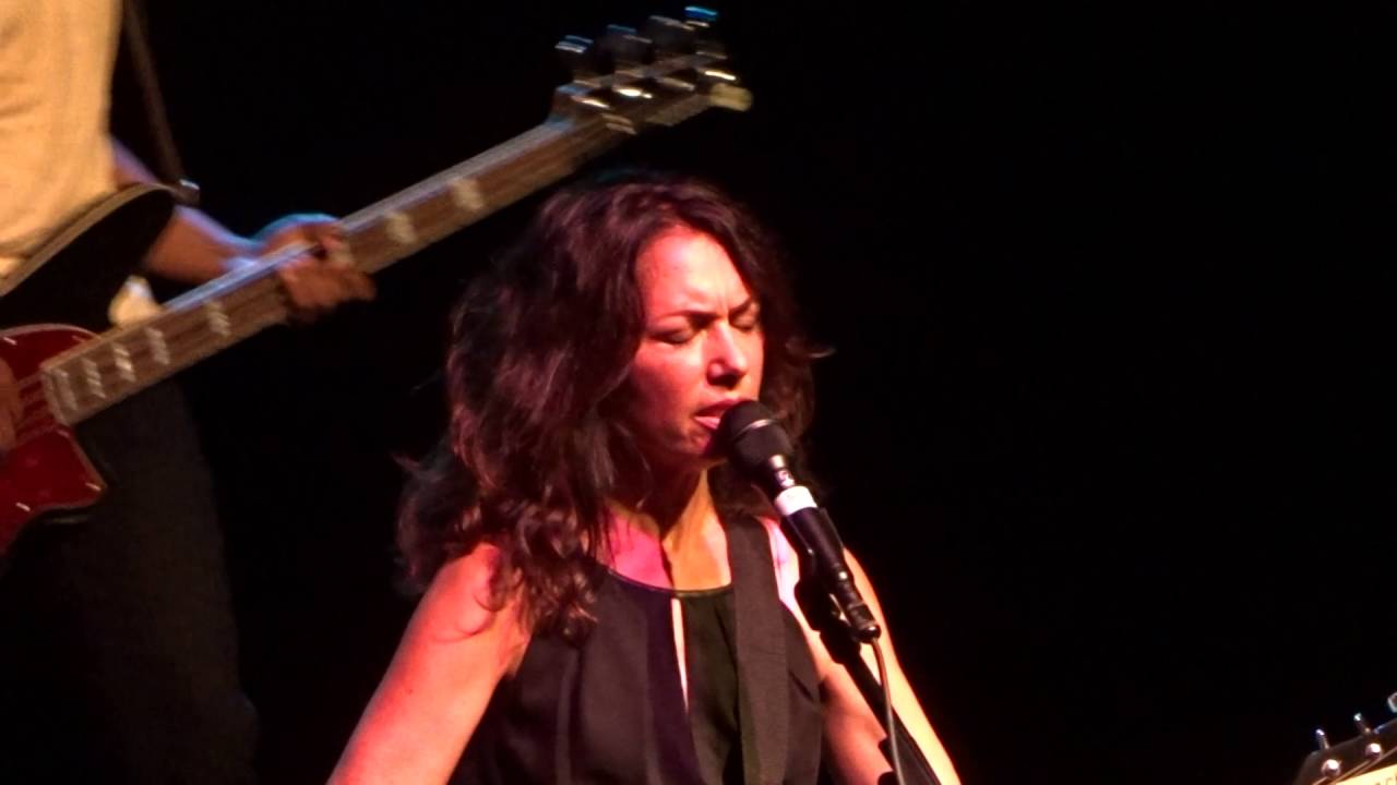 The Bangles Live Concert - In Your Room - Paramount - Huntington LI NY ...