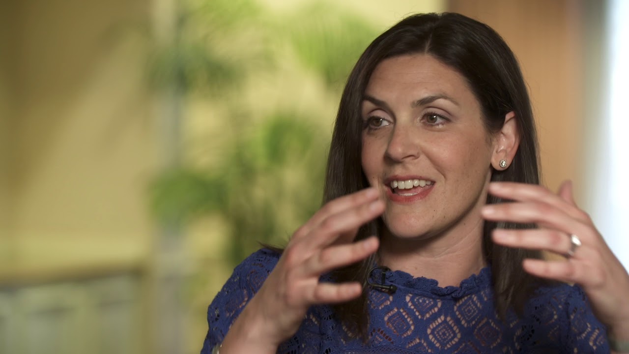 Devra Schwartz, VP of Operations at LA HSA Council, data, crisis management - YouTube