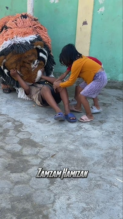 Can Macanan Makan Bocil FF 😱 - YouTube