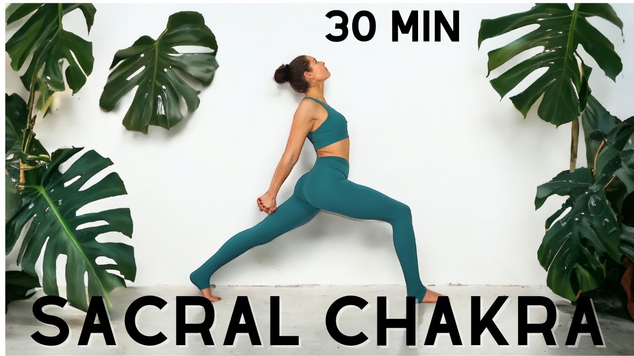 HIPS Strength and Stretch | Sacral Chakra Yoga | 30 min | All Levels ...