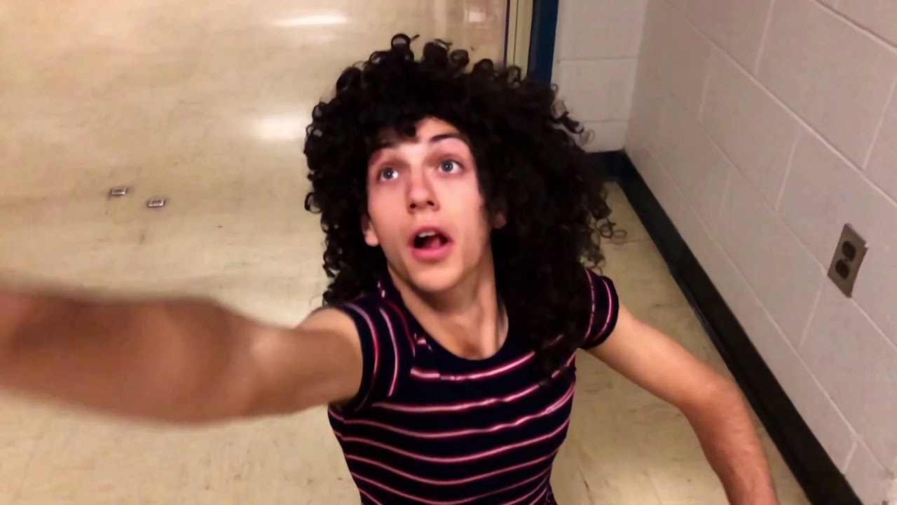 POTH 2018: 2 Girls 1 Cup - YouTube