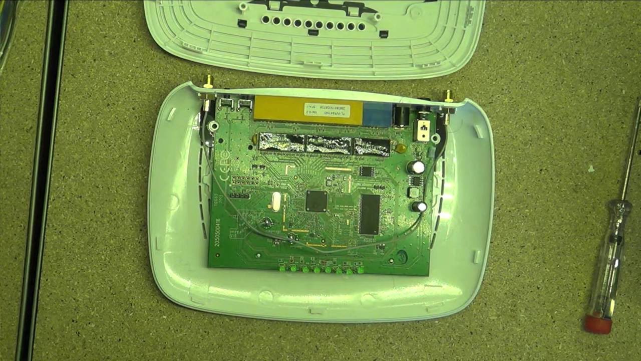 BitBastelei #203 - TP-Link WR841 Router-Unbrick mit TFTP - YouTube