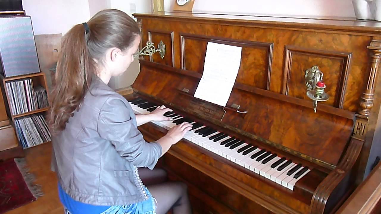 Chocolat Soundtrack Piano Version - YouTube