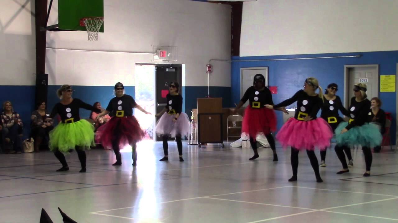 Red Ribbon Week Drug Free Pep Rally (3rd & 5th Grade Teachers) - YouTube