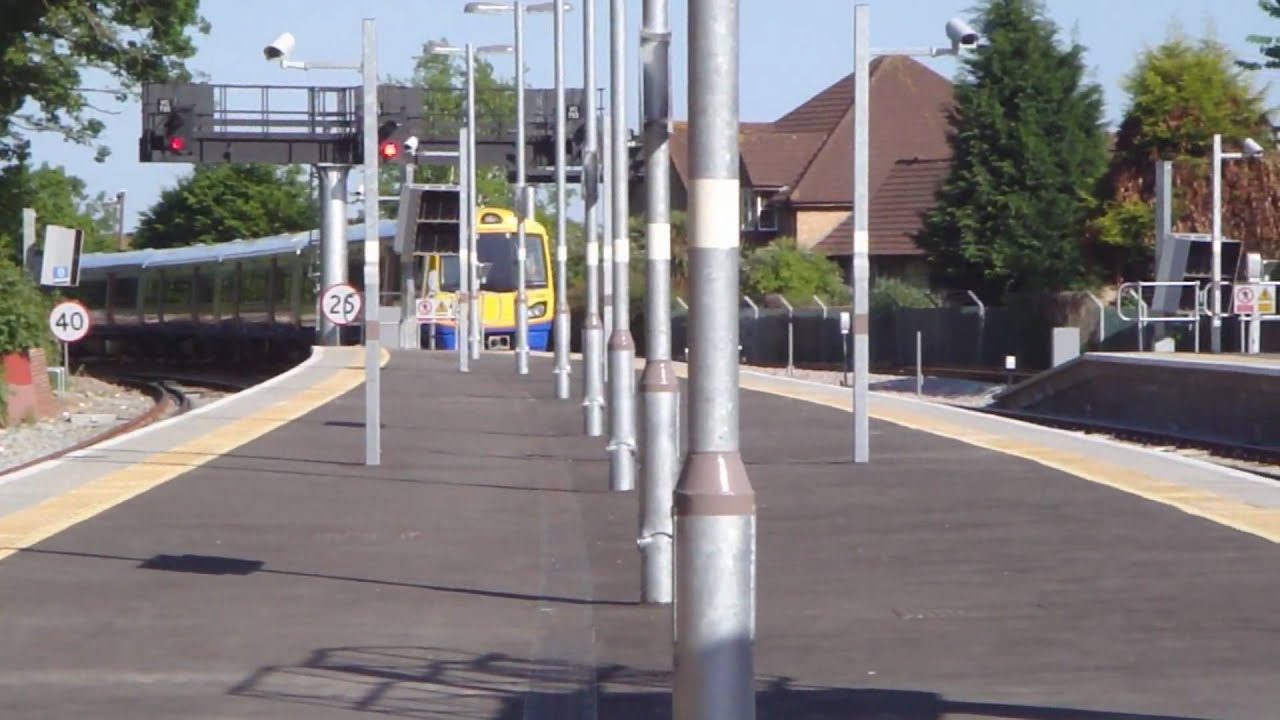 Crystal Palace Overground - YouTube