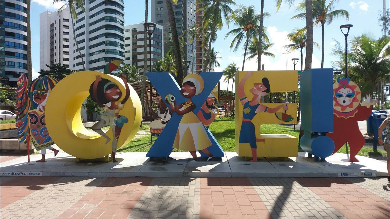 Praça do OXE! na Orla de Boa Viagem, Recife, Pernambuco (23/05/2021 ...