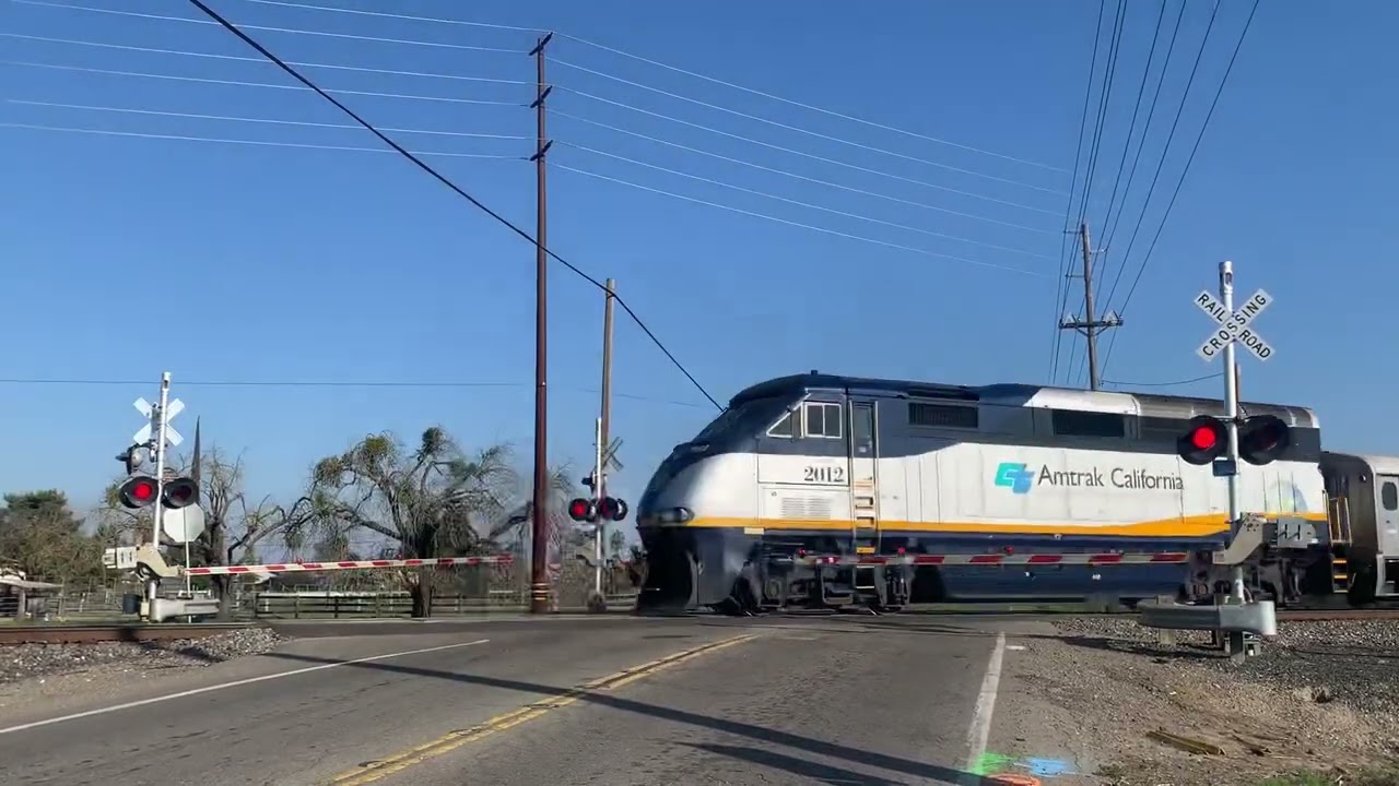 Amtrak CDTX 8308 San Joaquins Train 714 South - E. Monte Vista Ave. Railroad Crossing, Denair CA ...