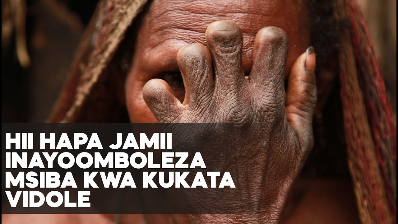 HII HAPA JAMII INAYOOMBOLEZA MSIBA KWA KUKATA VIDOLE - YouTube