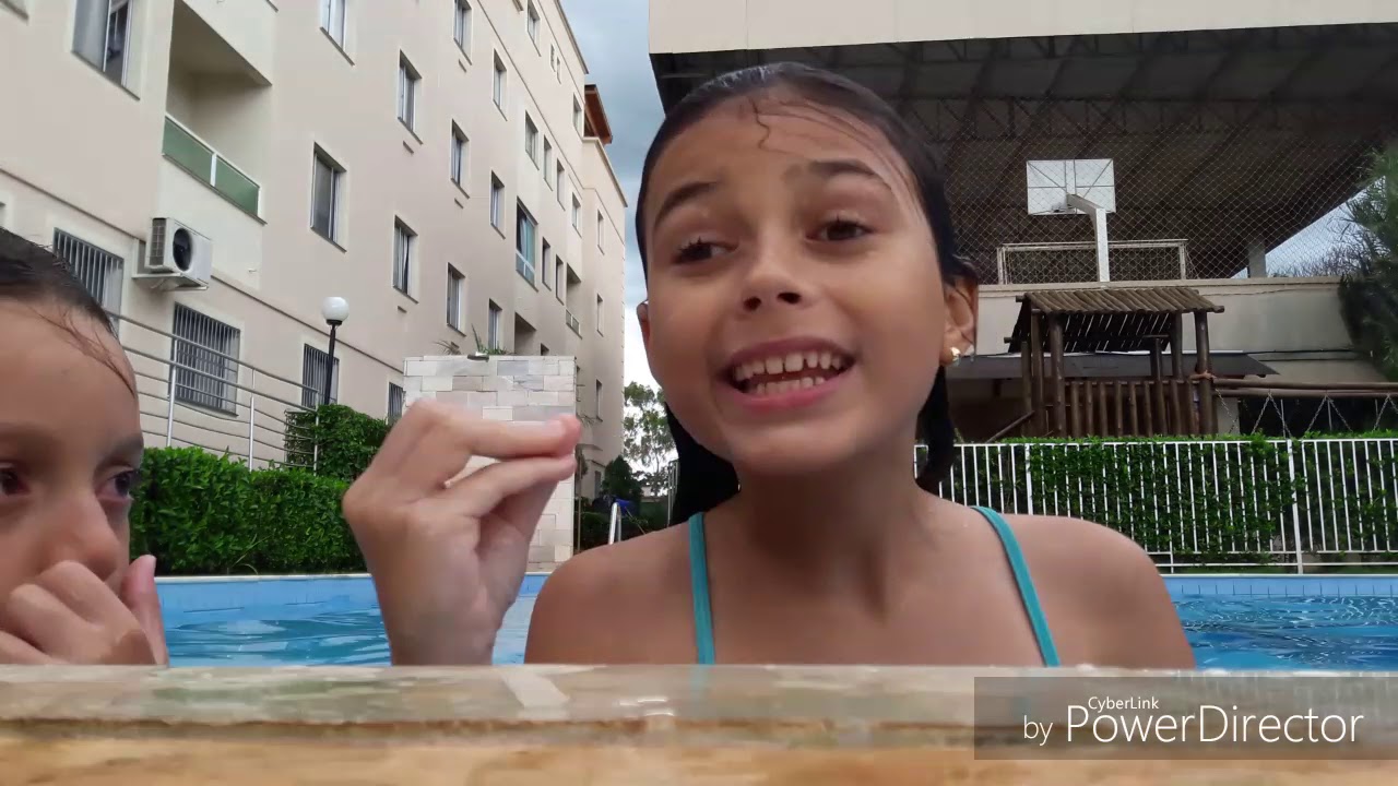 VLOG NA PISCINA - NOSSO MUNDO - YouTube