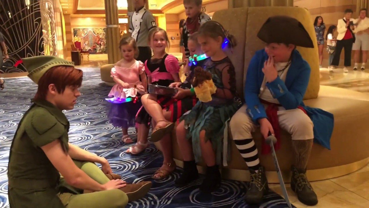 Peter Pan and Stitch Sword Fight on Disney Cruise! - YouTube