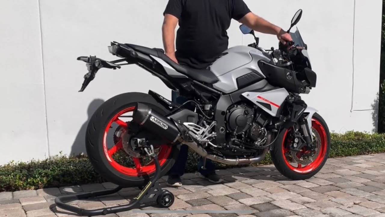 Yamaha MT10 Arrow Exhaust comparison: Stock vs. Slip-on vs. Decat - YouTube