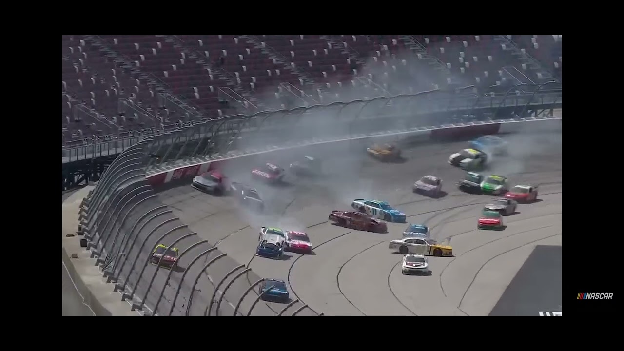 Dinoco all mine(Nascar) - YouTube