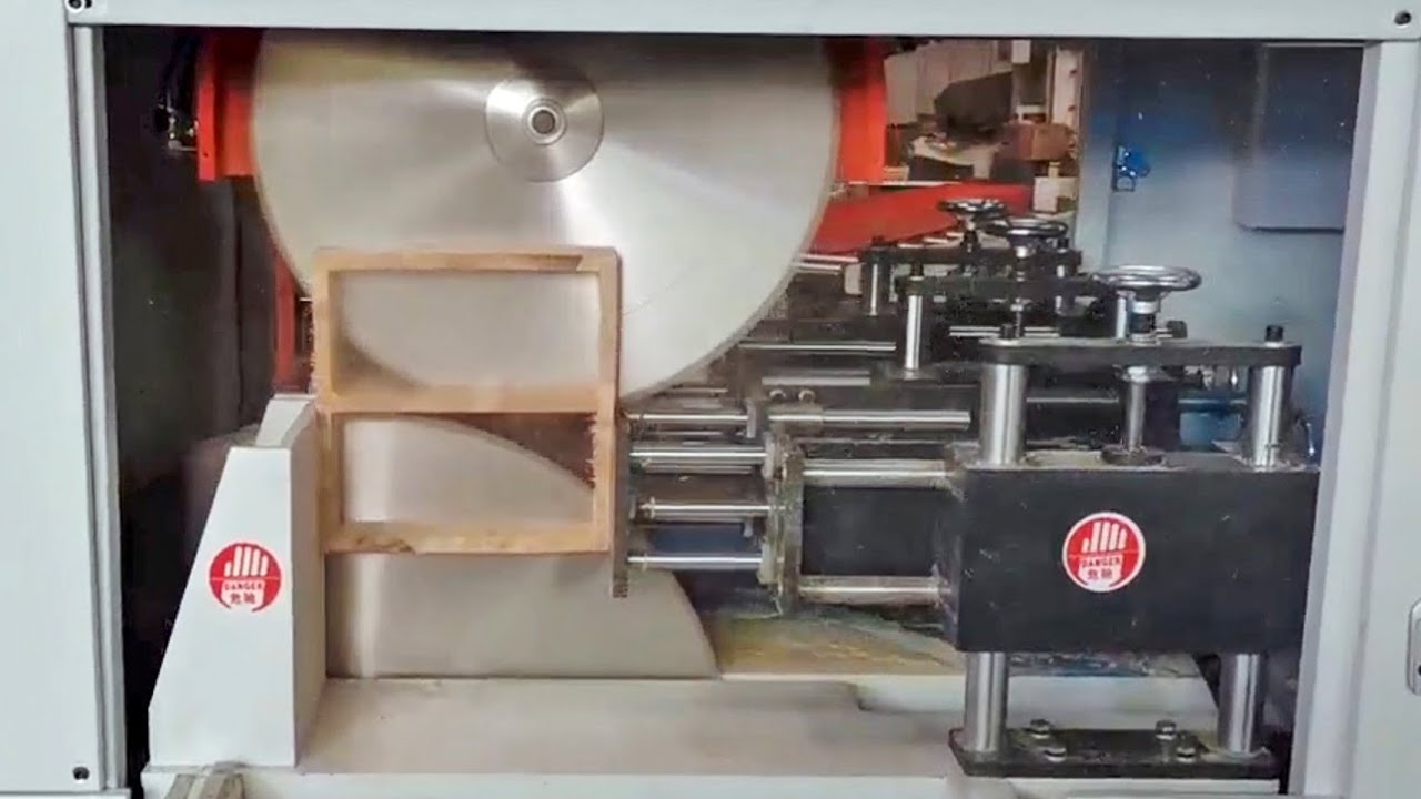 CNC High Speed Cross Cut Saw Maching For Wood With Max 500cm * 500cm ...