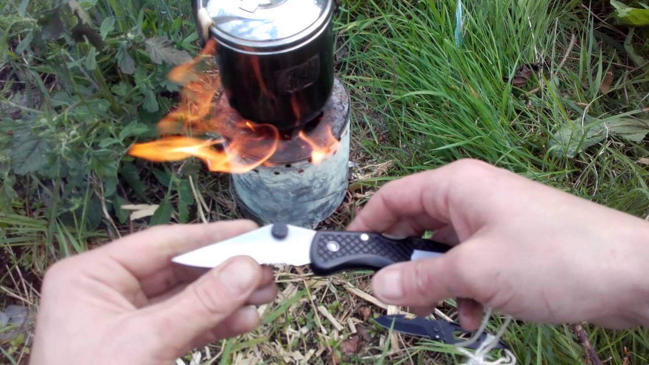 Bushcraft, Pampas Grass tinder, Nato matches, survival gear - knife ...