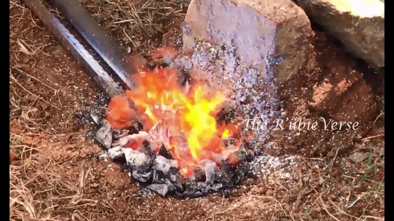 Sharpening of Crowbars - Forging a Crowbar | Digging Bar | The ...