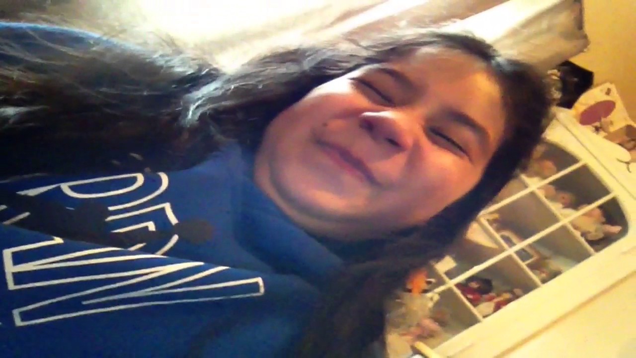 Ana is a poop head - YouTube