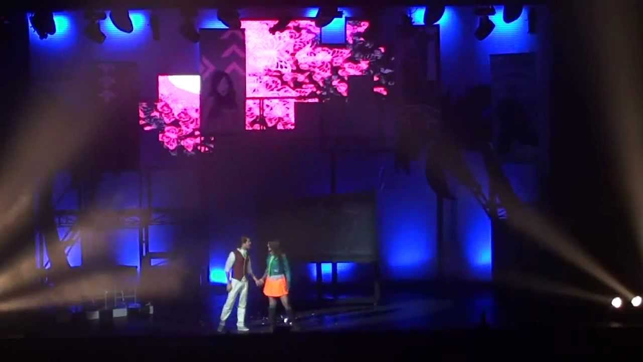 Isabella Castillo Show en Vivo - YouTube