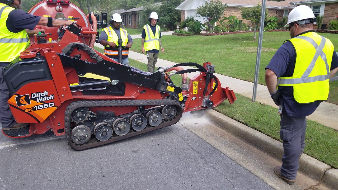 Road Cut for fiber installation - YouTube