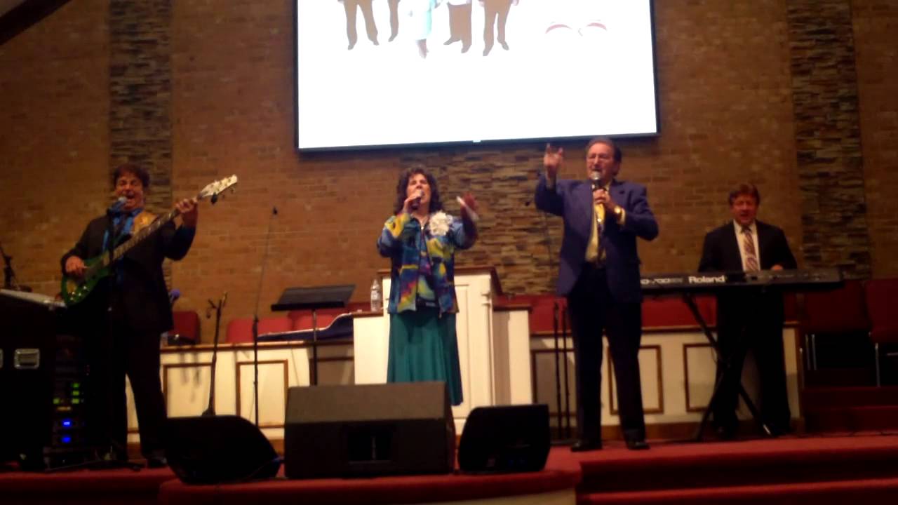 The Singing Cookes - First Day In Heaven - YouTube