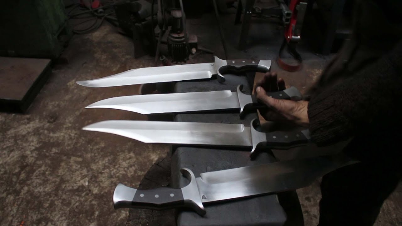 Forging 4 Bowie knives out of semi truck leaf spring steel, the ...