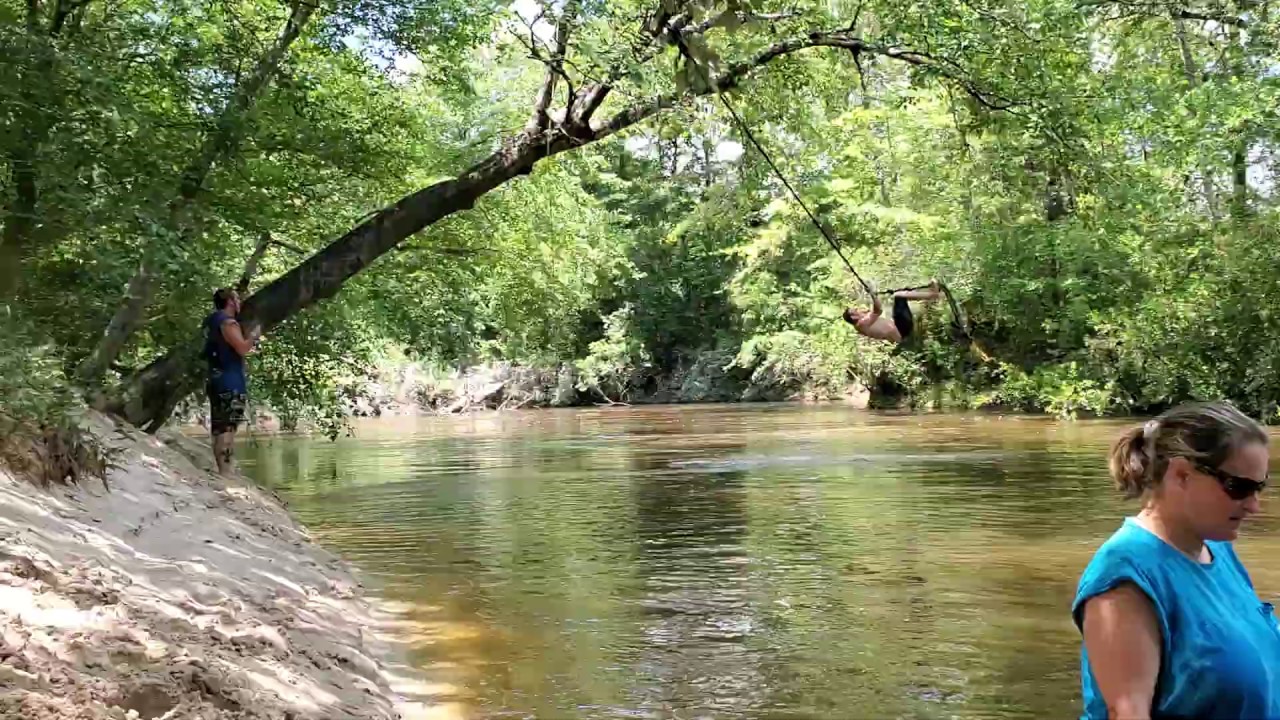 Rope swing part 2 @ Red Creek Offroad - YouTube