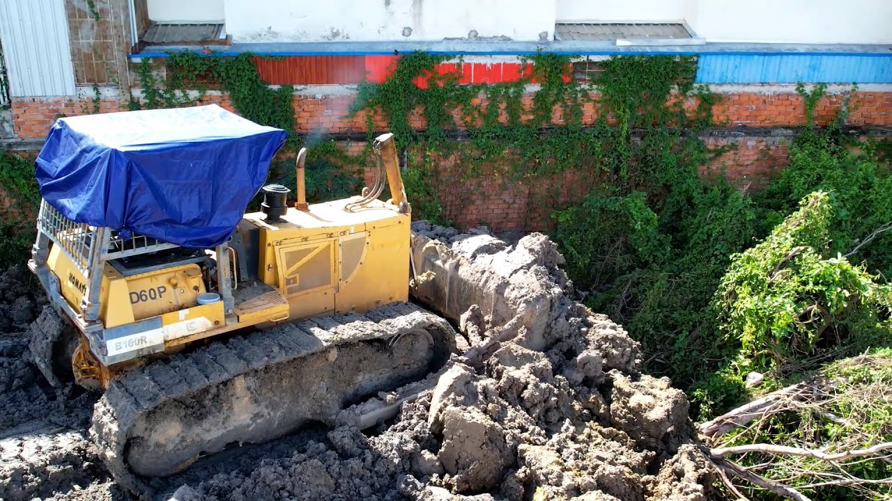 Massive Swamp Landfill Bulldozer KOMATSU Pushing Clearing Soil Deep mud ...