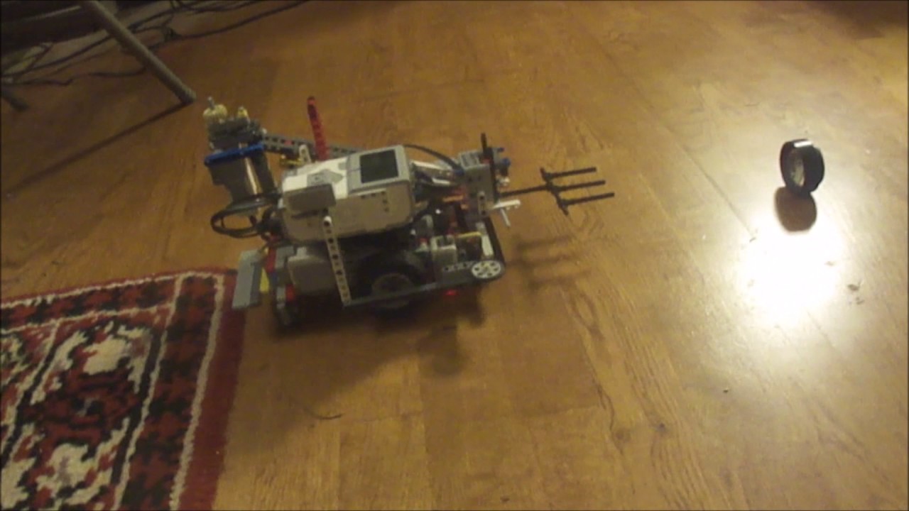 Lefty 3 - a versatile EV3 robot for FLL competitions - YouTube