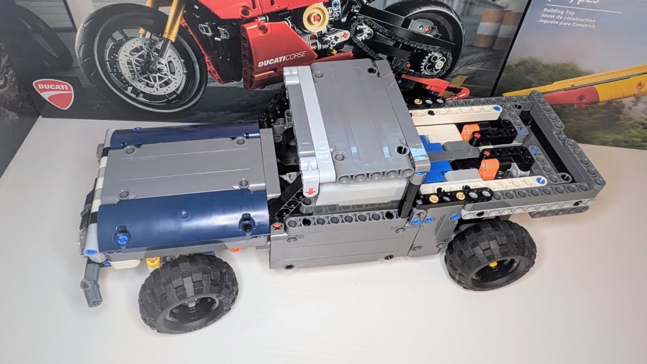 Lego RC Truck - YouTube