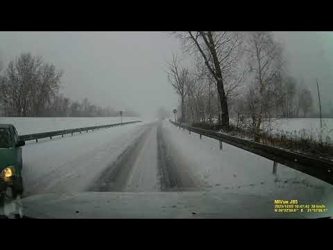 Tarnobrzeg wisłostrada obfite opady śniegu - YouTube