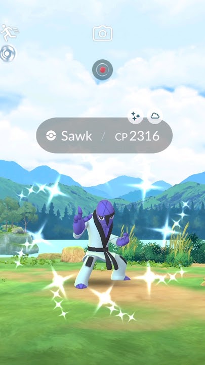 Shiny Sawk Pokemon GO - YouTube