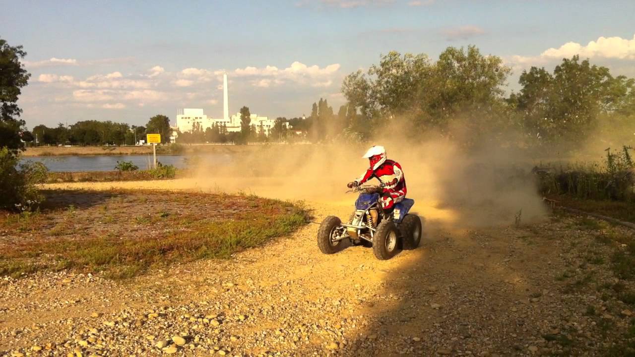 CRASH 200 BLASTER - Rhône - YouTube