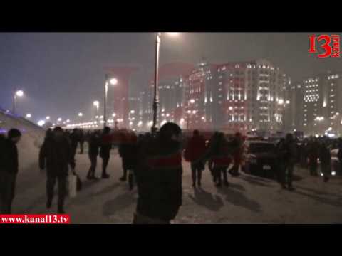 5 saatdır tıxacda gözləyirik - Bakı sakini