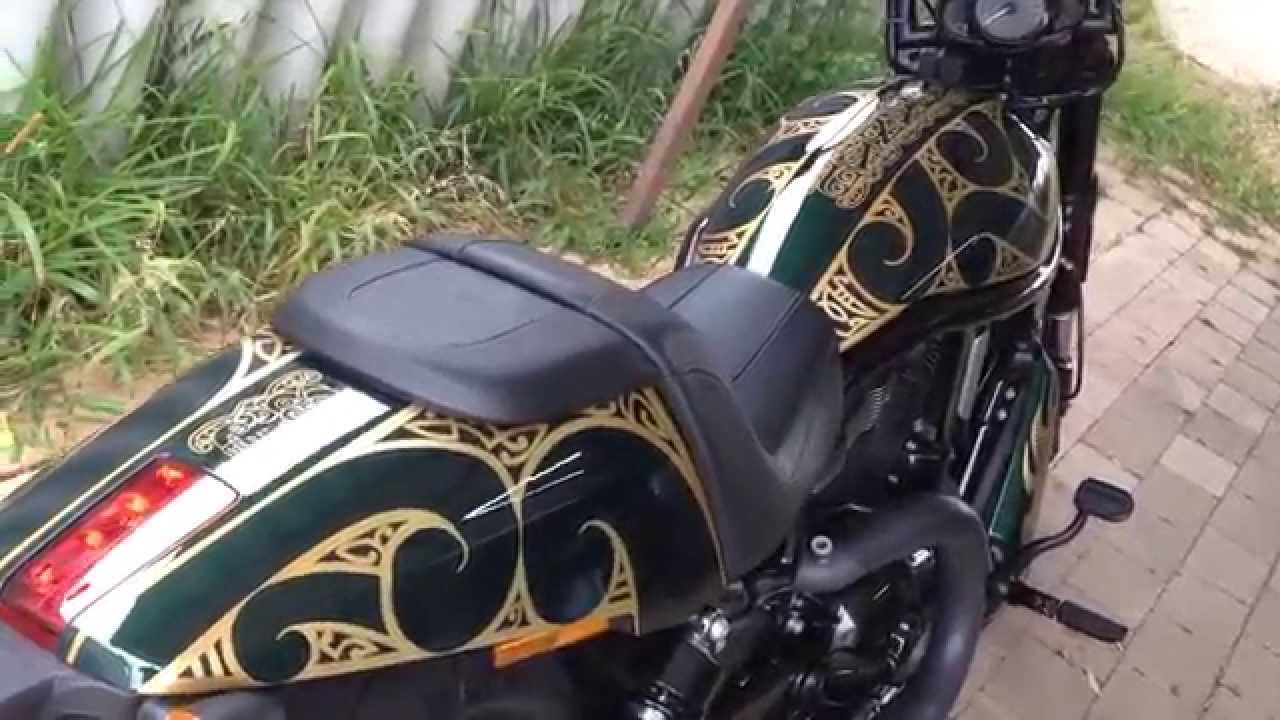 V Rod custom paintwork - YouTube