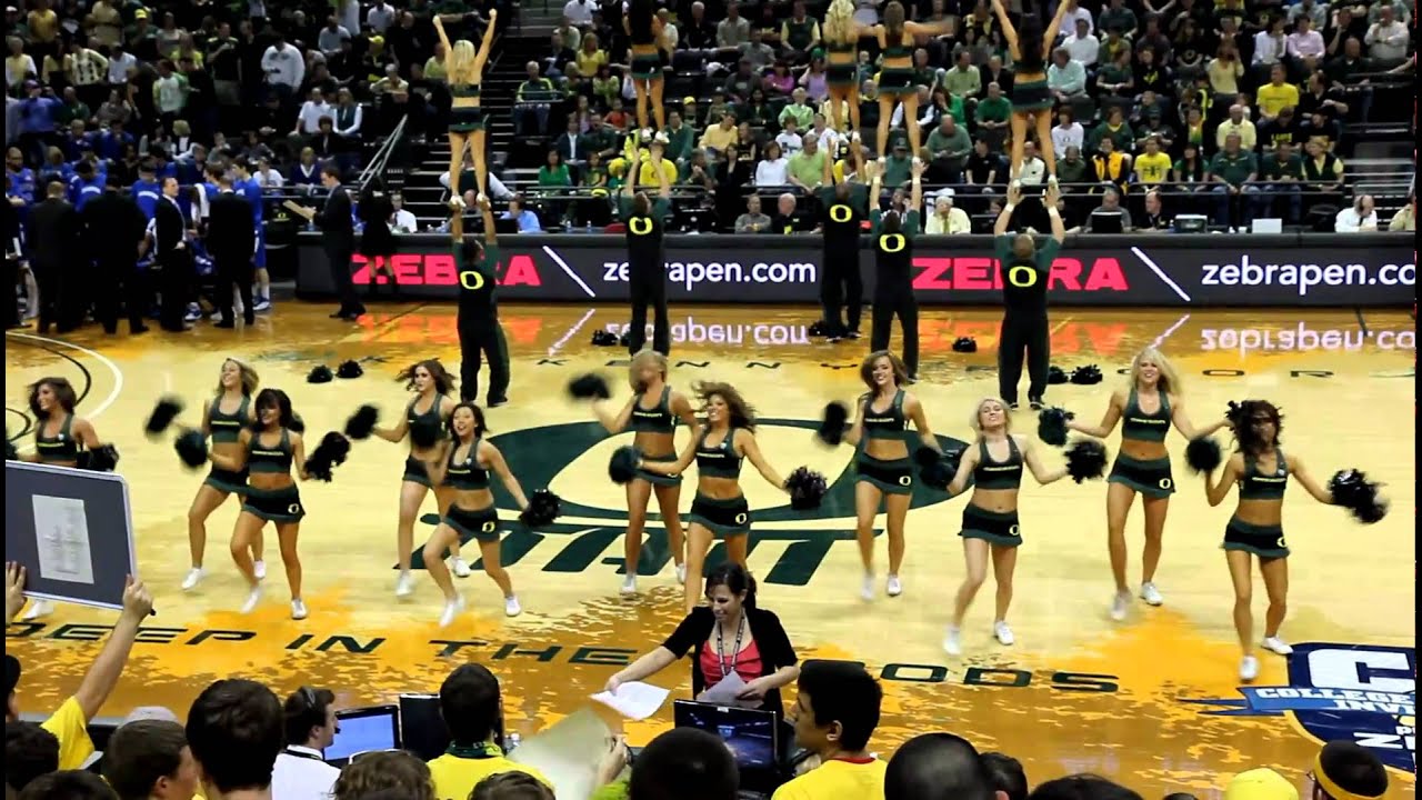 University of Oregon Cheerleaders - YouTube