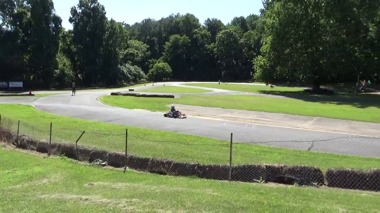 Sandy Hook Speedway 7/09/17 Shifter kart feature race - YouTube