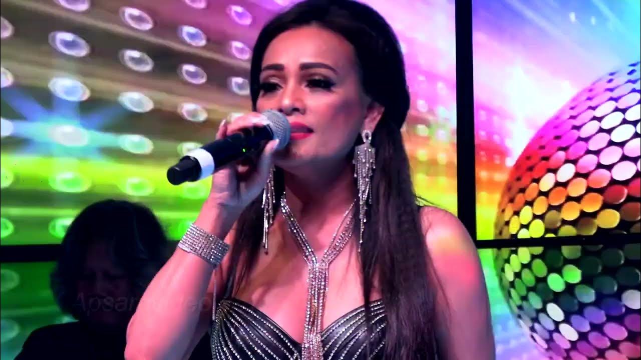 Lor Bopha sings "ចង់នៅលើមេឃ Chong nov leur mek" with Sek Meas Dontrey in San Diego, CA - YouTube