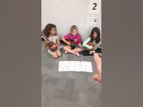 First Grade Uke Squad - YouTube