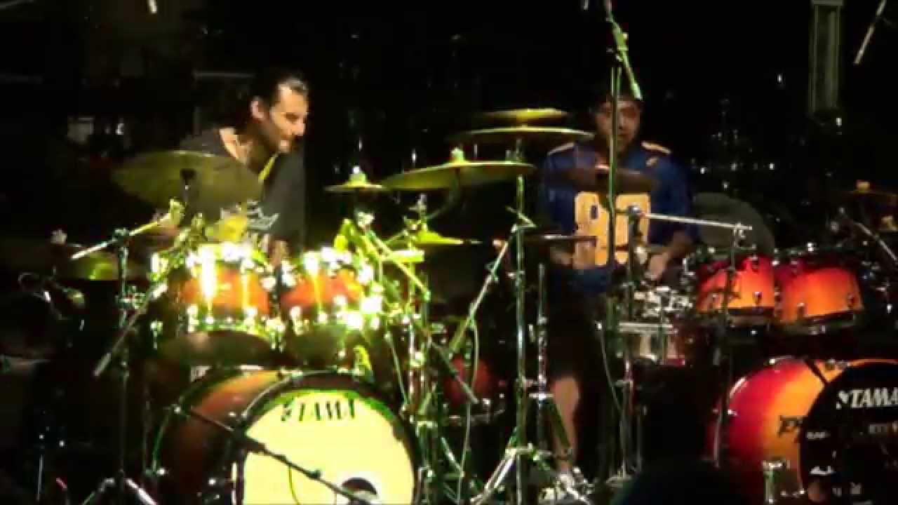 Ahmed Hesham & Ramy Samir Duo Drums - YouTube