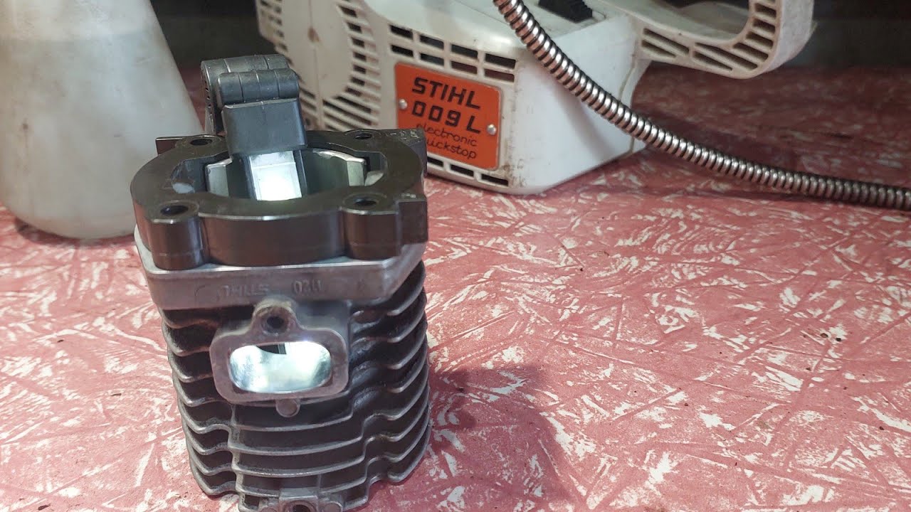 ish's stihl 009L chainsaw going back together - YouTube