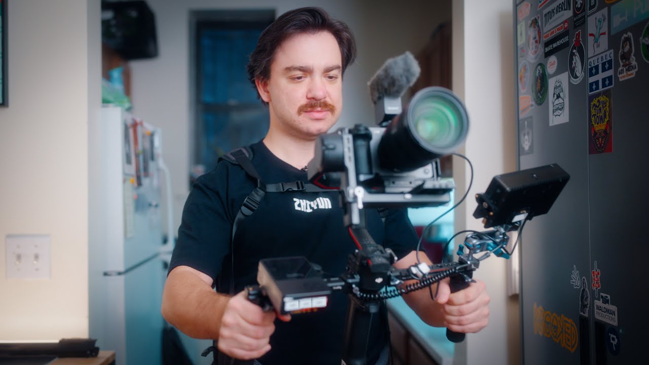 This gimbal rig makes my job easier // Sony FX3 + DJI RS3 Pro - YouTube