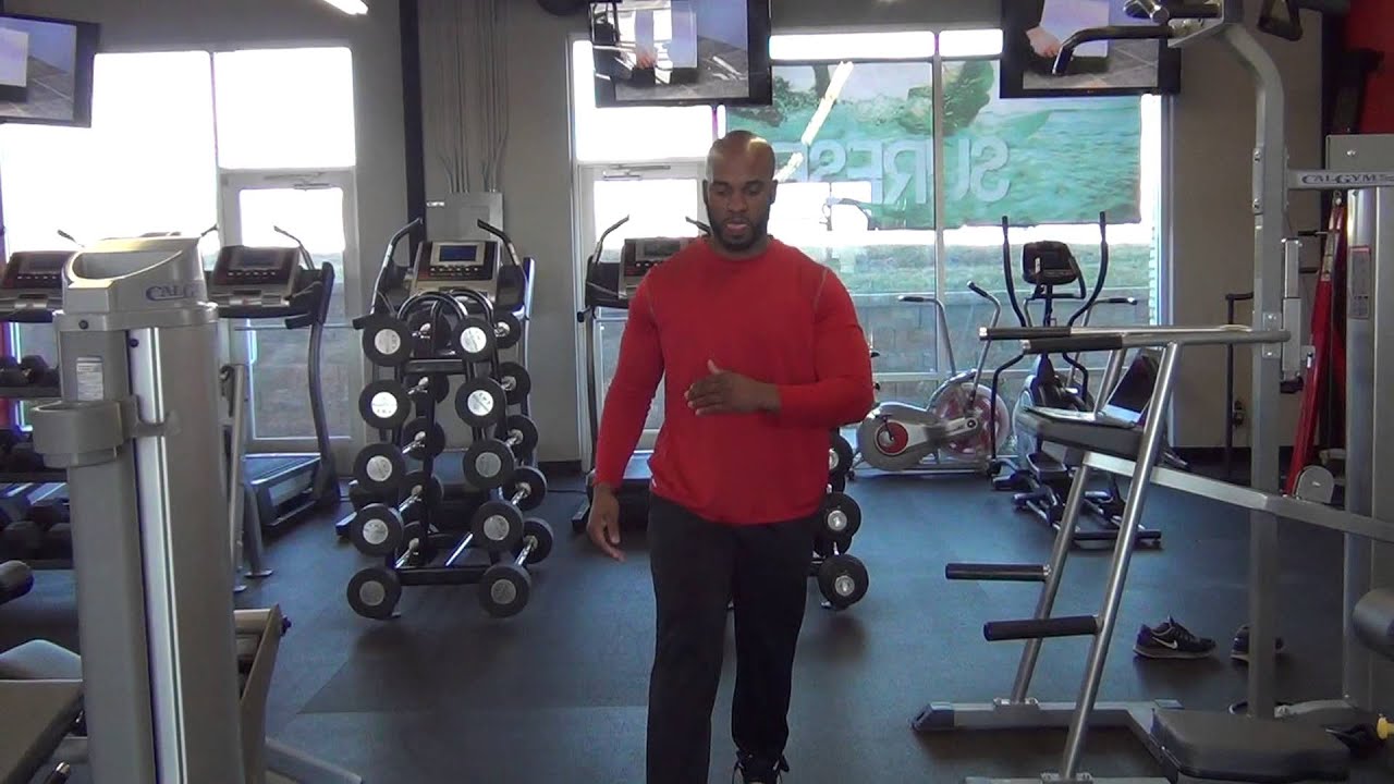 Walking Quad Stretch - YouTube